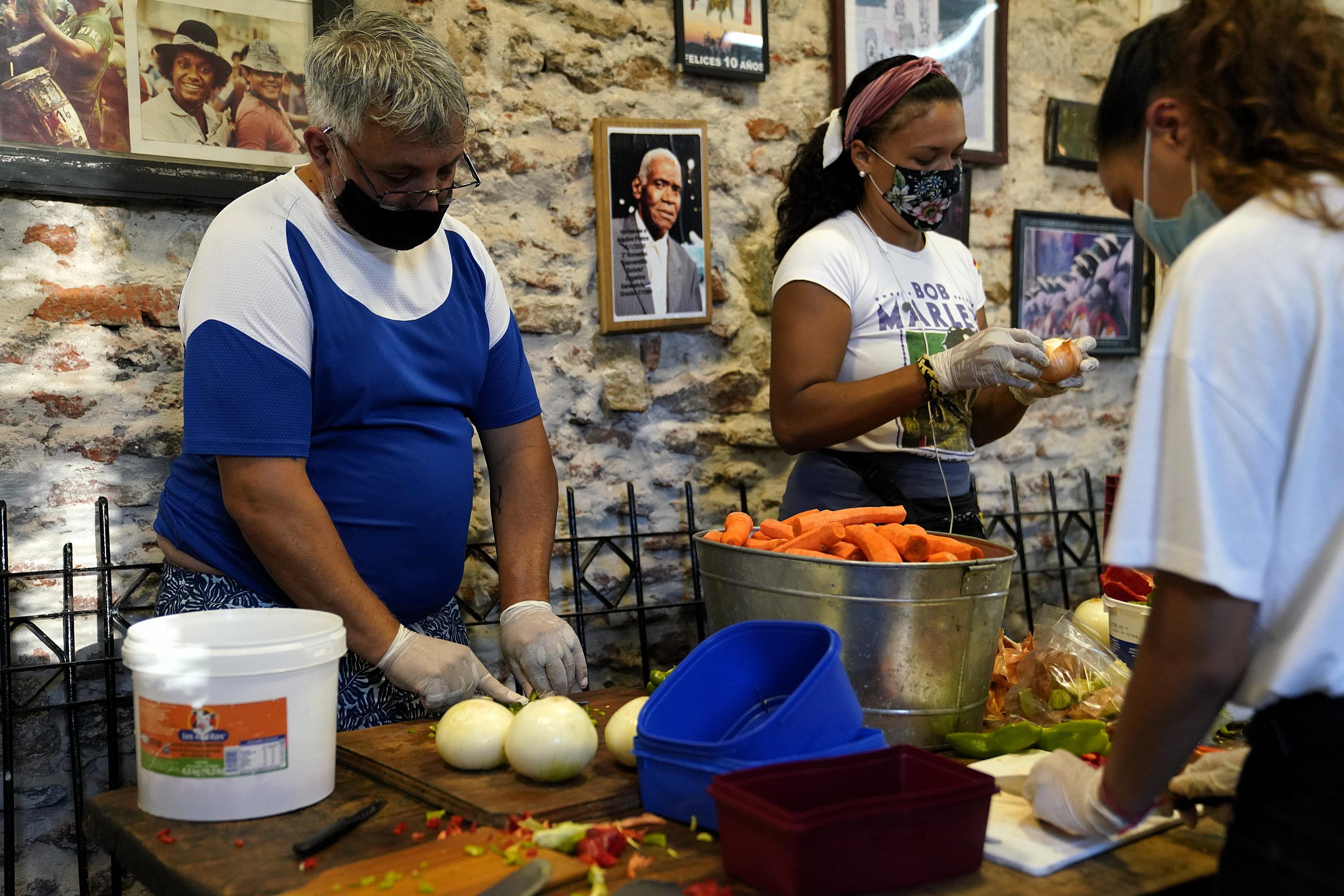 Podés colaborar con ollas y merenderos populares | Intendencia de ...